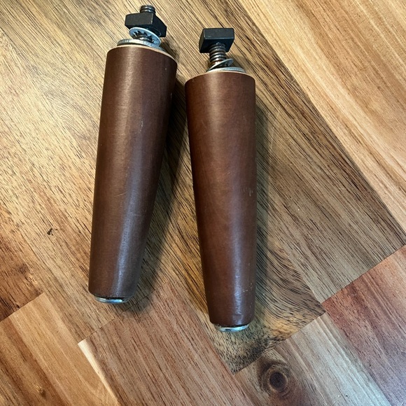 MCM | Accents | Mid Century Wood Table Chair Furniture Legs Mcm Flipper ...